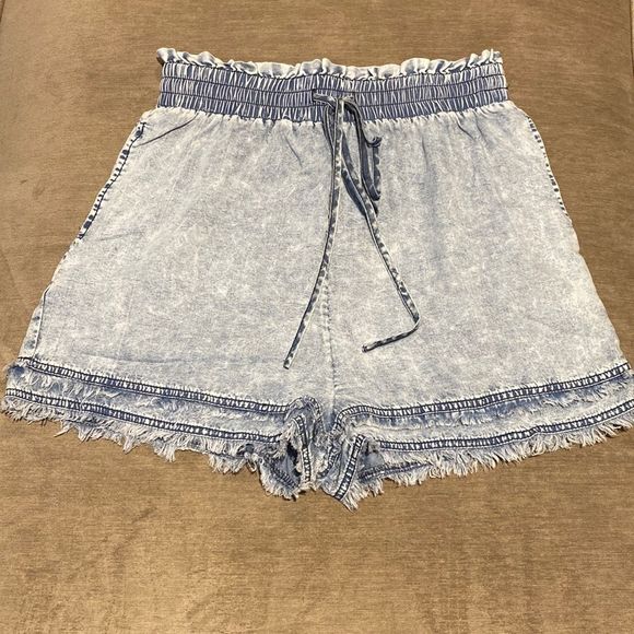 Doe & Rae | Shorts | Doe Raeelastic Waist Frayed Denim Shorts Size M ...